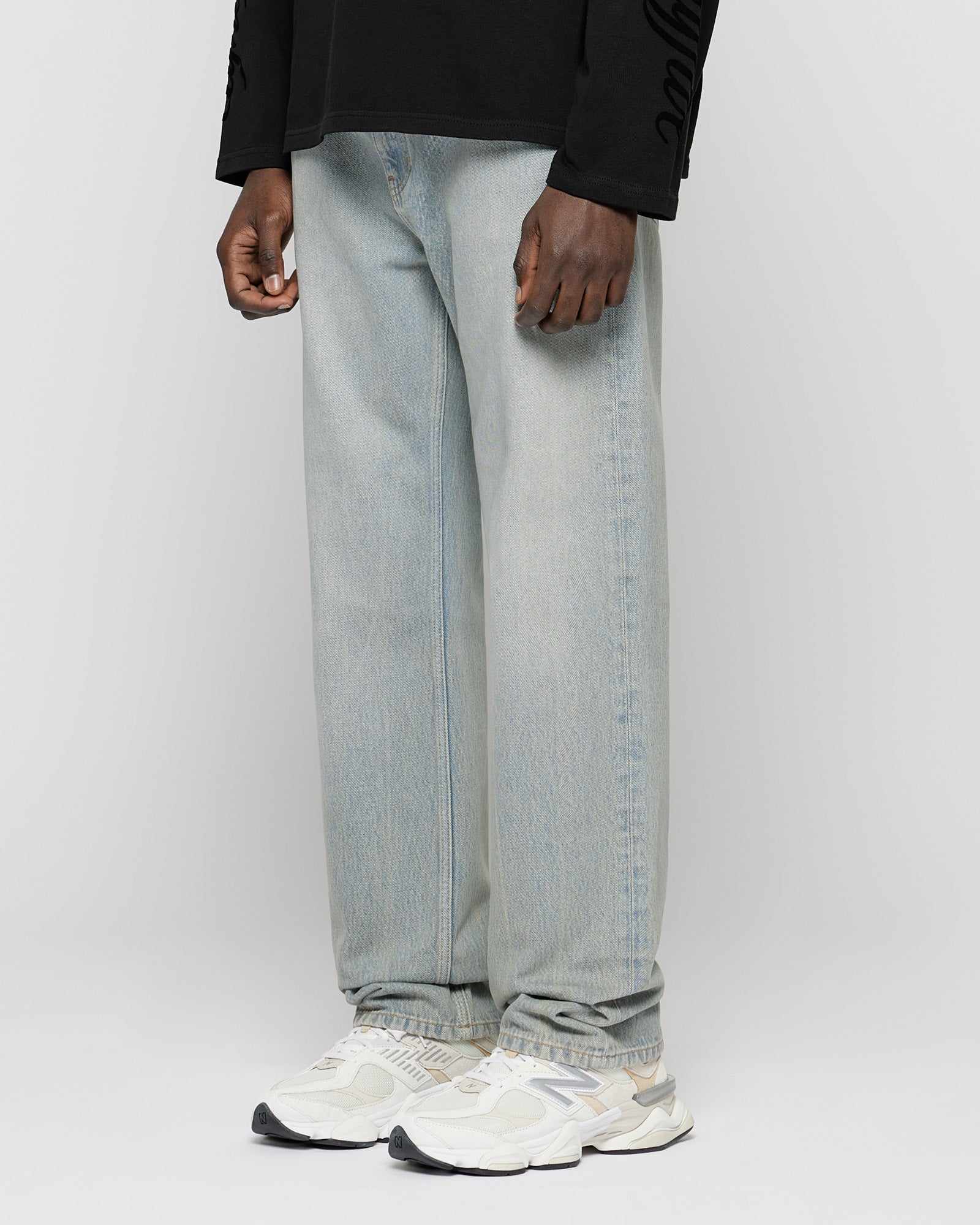 Straight basic jeans – eightyfiveclo