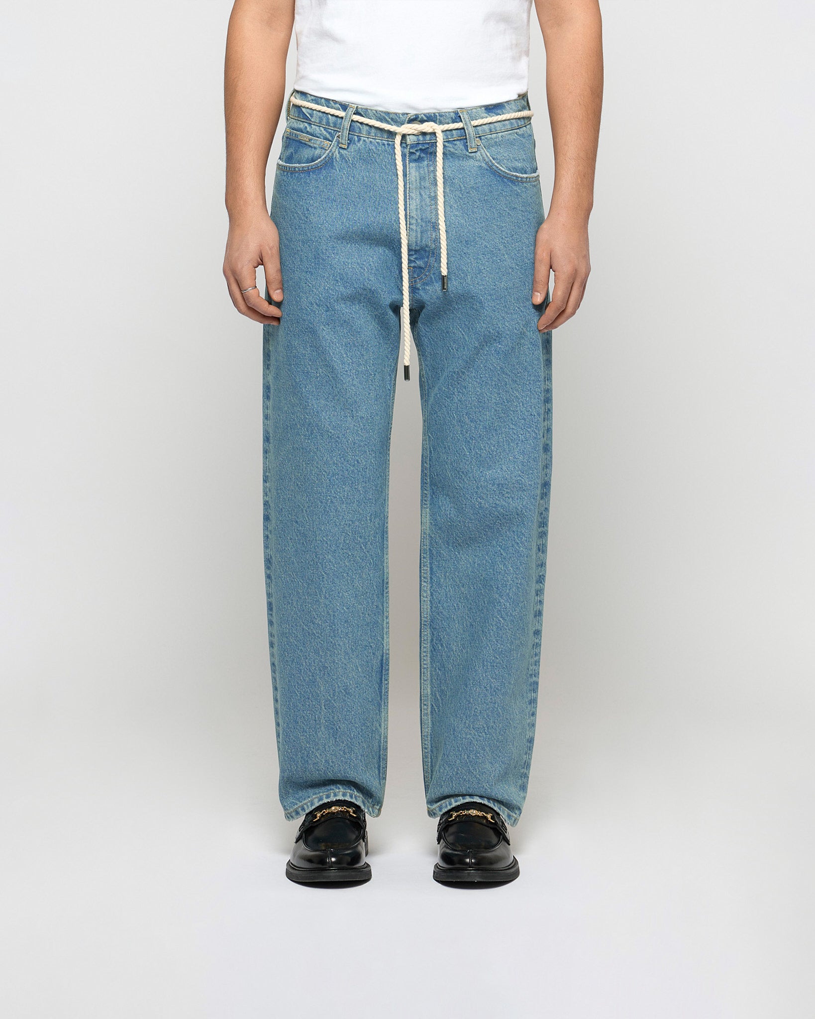 Distressed Cropped Straight Denim – eightyfiveclo