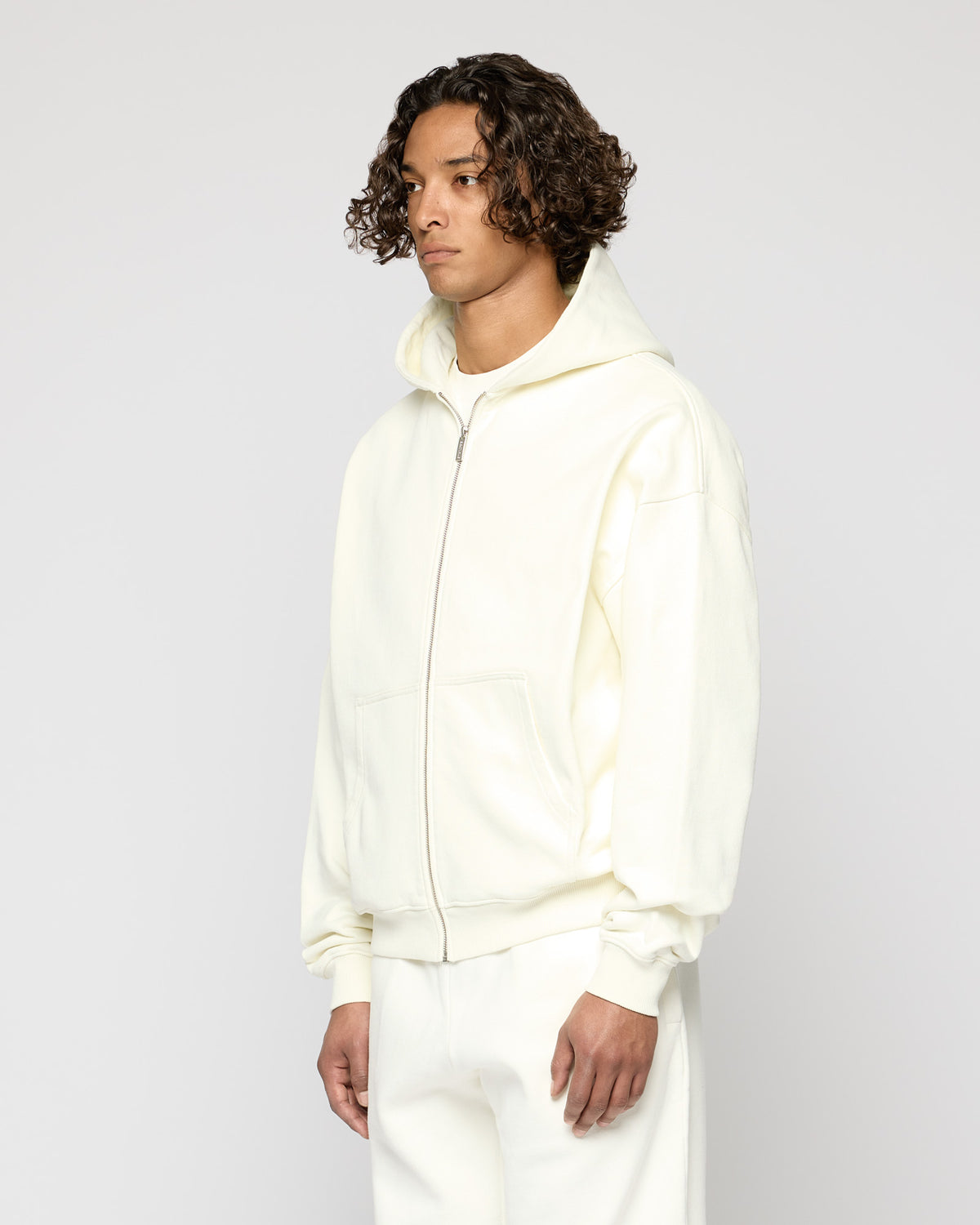 Heavy Off White Basic Zip Hoodie – eightyfiveclo